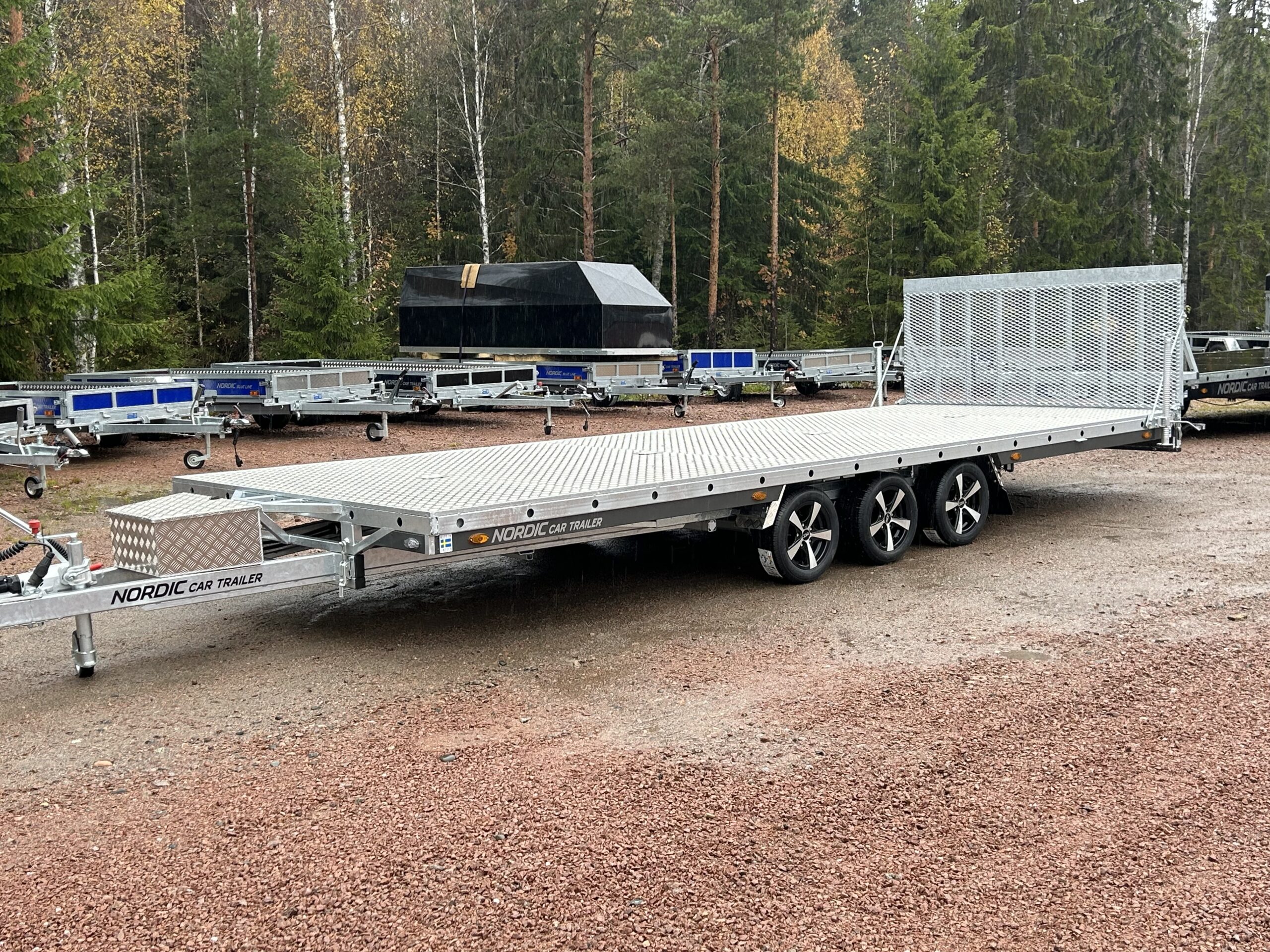 3-Axlat släp | Nordic Car Trailer